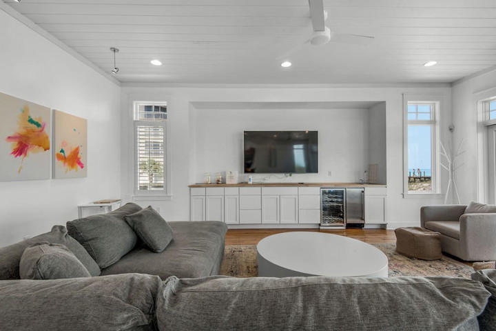 Sea La Vie |  Spacious Gulf-front Home With Balcony Views + Steps To Sand - Navarre, FL