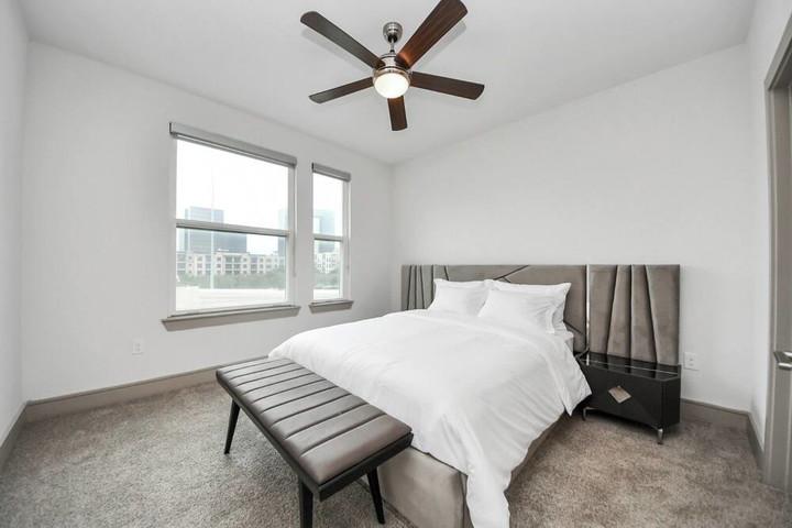 Prime Houston 2br/2ba Galleria + Riveroaks Location - Stafford, TX