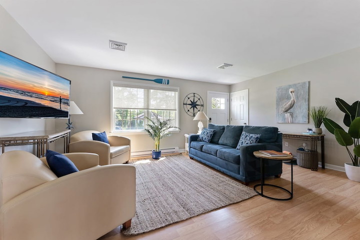 Heated Pool + Hot Tub | Fenced Yard | Walk To Delaware Bay | Tides Away - Cape May, NJ