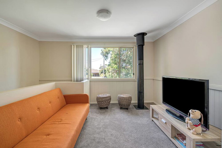 Vivid Sanctuary By Lake Beach, Heated Pool Ev Charger Fireplace 1hr From Sydney - Morisset