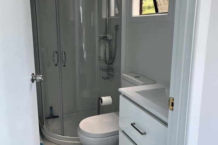 The Wee Crib With Water Views And Pet Friendly - Raglan