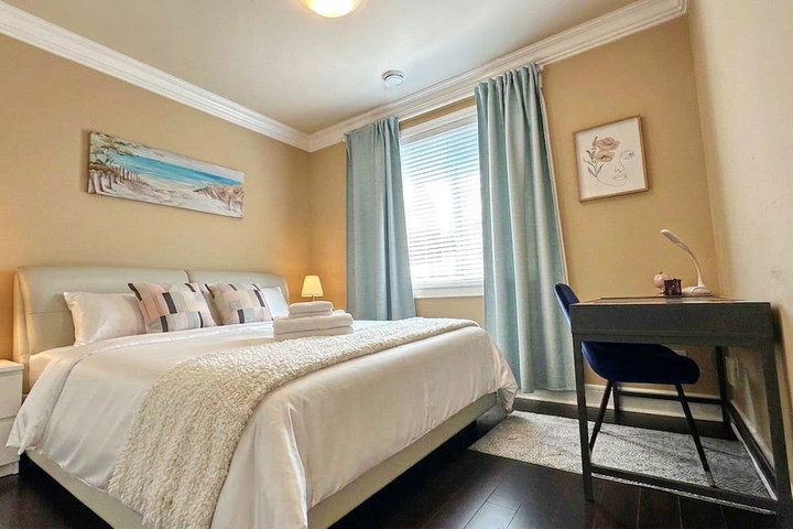Cozy King Sized Private Entrance Suite 15 Min From Yvr And Self Check In - Richmond