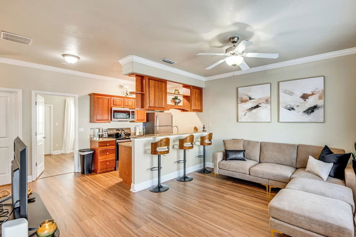 3 Mi To Fsu! Townhome W/ Pool Access - 塔拉哈西