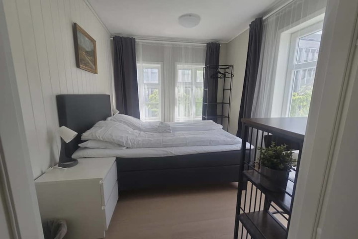 Our Rooms Feature Comfortable Beds That Ensure A Good Night's Sleep. - Stavanger
