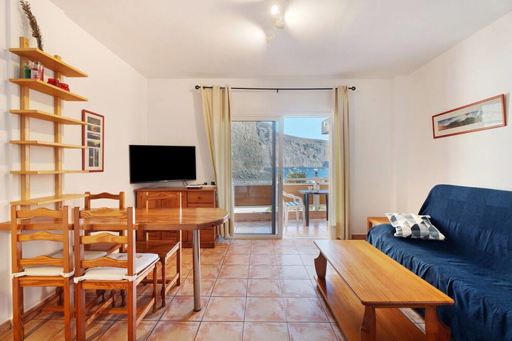 Apartamento Vacacional "Playita" Con Vistas Al Mar, Terraza Privada Y Wi-fi - Valle Gran Rey