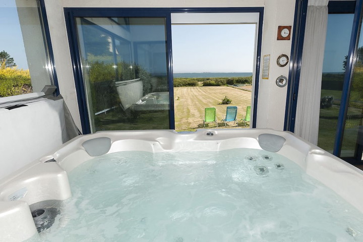 Villa Vue Mer, Spa (Bain Tourbillonnant), Accès Plage Au Bout Du Jardin! - Pleubian