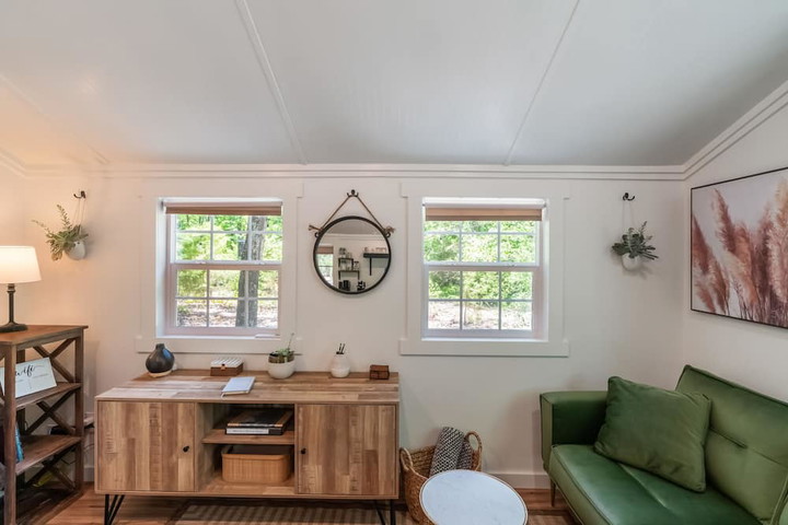 Chic Private Cabin In The Woods --> Queen Bed, Deck, High-speed Wifi - Texas