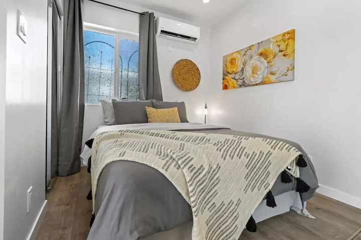 Adorable Studio Close To Dtla - Pasadena, CA
