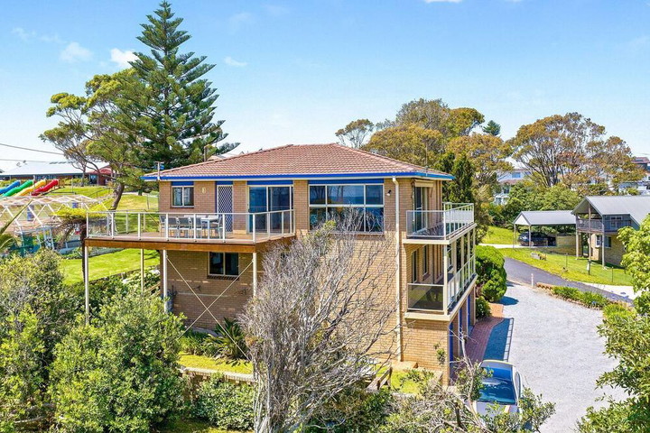1 3 Bay Lane Two Bedroom Unit - Narooma