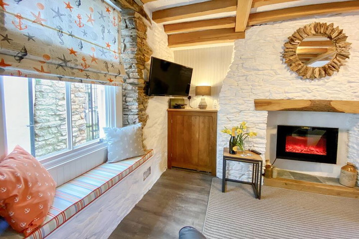 Pilchard Cottage, Romantic, Character Holiday Cottage In Brixham - Brixham