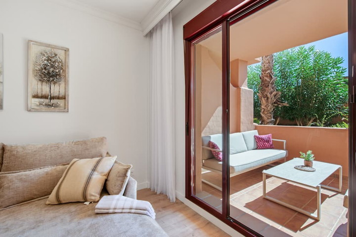 Apartment 'Altea Marbella' With Shared Pool, Wi-fi And Air Conditioning - Costa del Sol