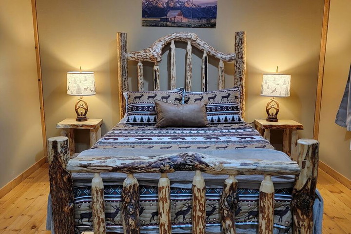 Rustic Knotty Pine Lodge With Views, Games, Coffee Bar, Loft ! - Wyoming