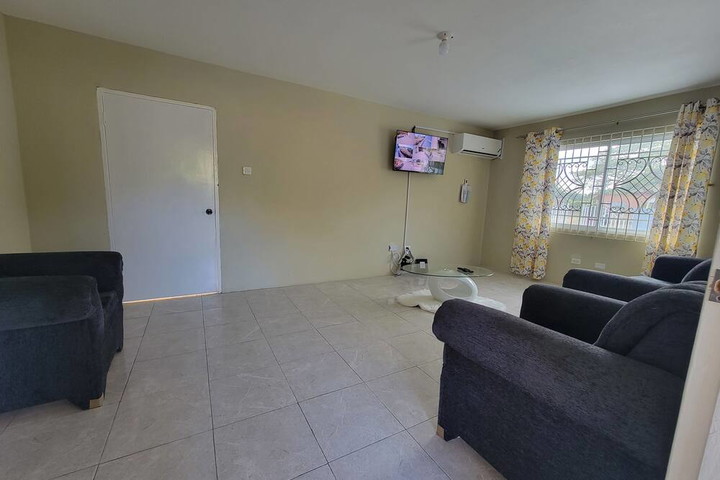 Safe And Secured Place A Home Away From Home - Bahía Montego