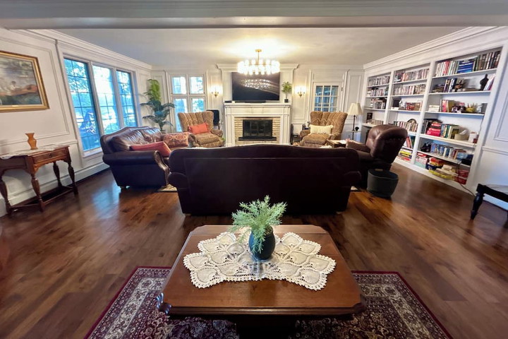 Amazing, Luxurious Serpent Lake House Three Blocks From Crosby!!! - Crosby, MN