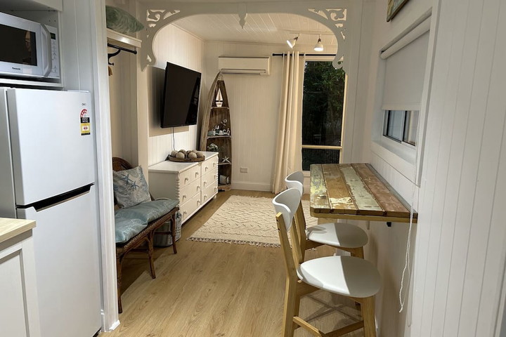 White Haven - Direct Access To Toogoom Beach-sleeps 2-wi-fi-air Con-smart Tv - Hervey Bay
