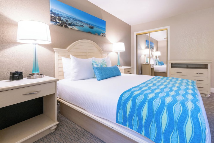 Make Your Trip More Enjoyable! 2 Relaxing Units, Free Parking, Outdoor Pool - Dana Point, CA