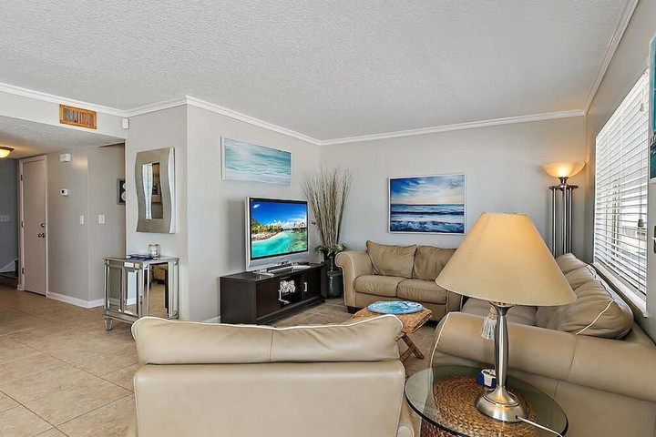 Summer Breeze Home, Deck & Oceanfront Views - Vilano Beach, FL