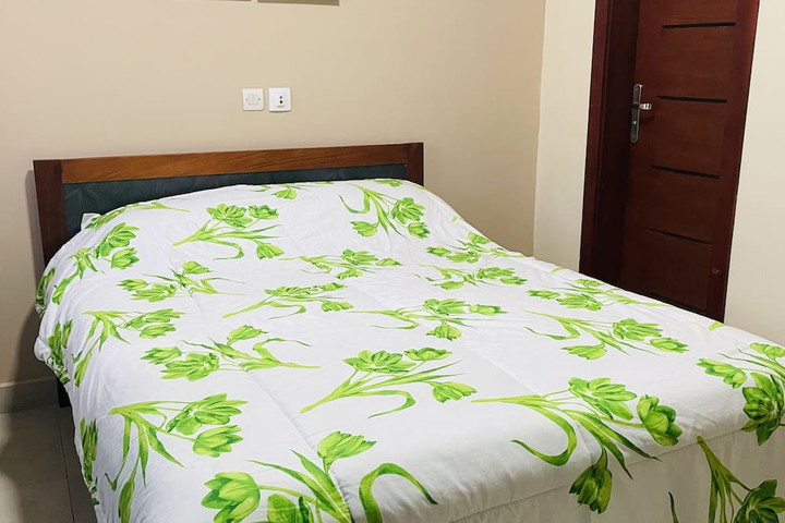Villa Haut Standing De 290m2 Avec Piscine - Abidjan Abatta - Abidjan