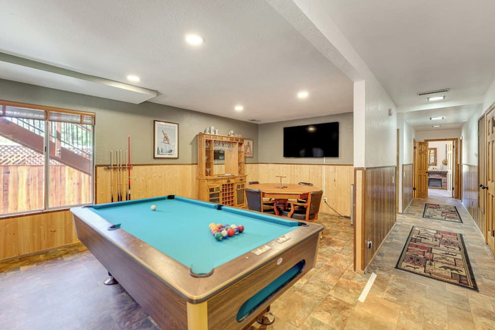 1 Mi To Slopes: Big Bear Lake 'Alpen Haus' W/ Spa - Big Bear Lake, CA