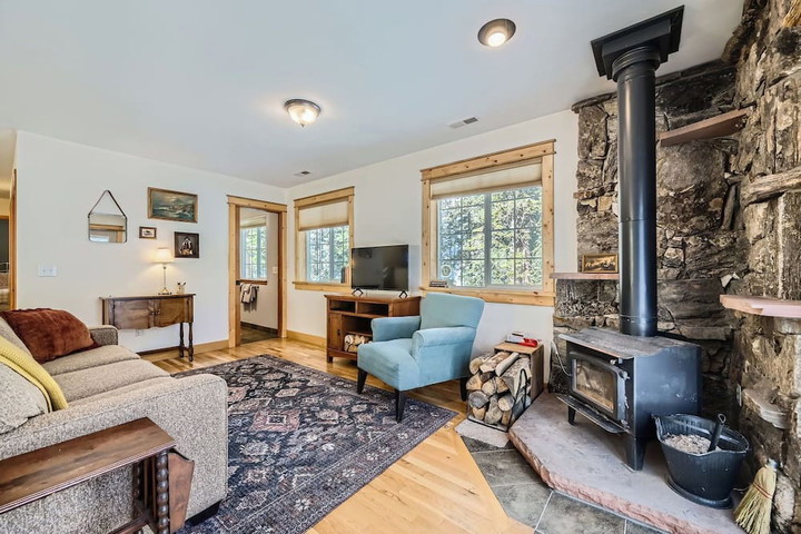 Moon Creek Cabin - A Cozy, Rustic Mountain Retreat! - Nederland, CO