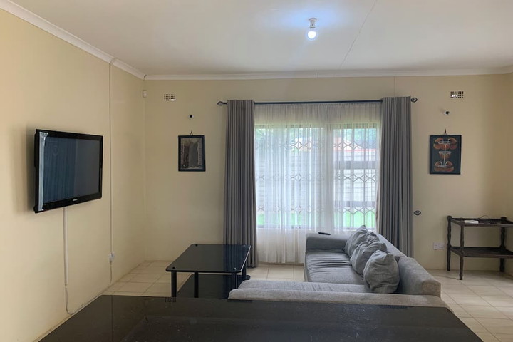 Berony Guesthouse, A Home Away From Home - Harare