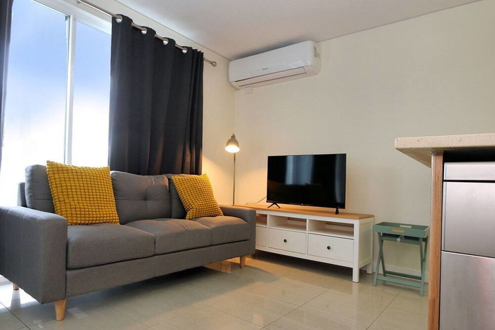 Platinum Apartments - Unit 2 - Bargara