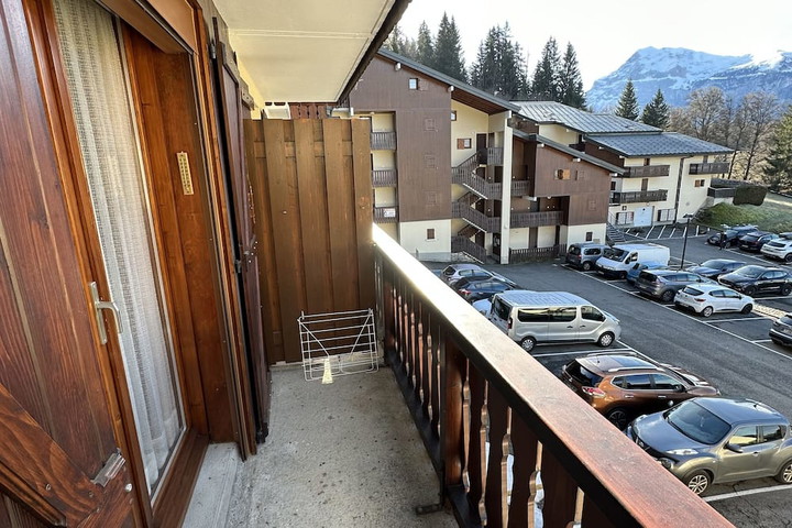 Appartement Les Carroz D'araches 4 à 6 Couchages, Vue Sur Montagne - Cluses