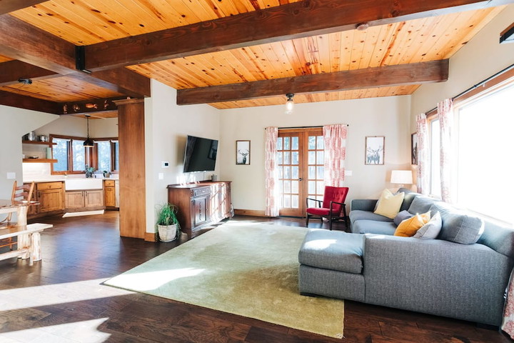 Spacious & Renovated House, Walking Distance To Town! Perfect For Families! - Estes Park, CO