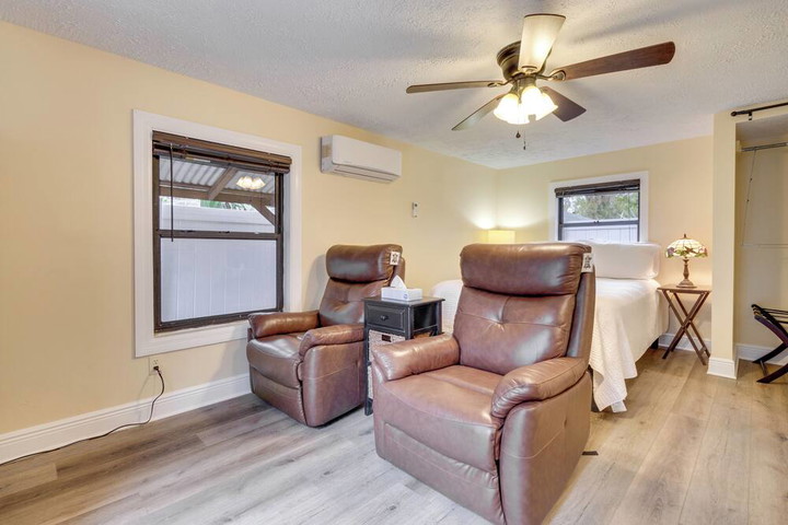 Mt Dora Couple's Retreat W/ Shared Pool! - Mount Dora, FL