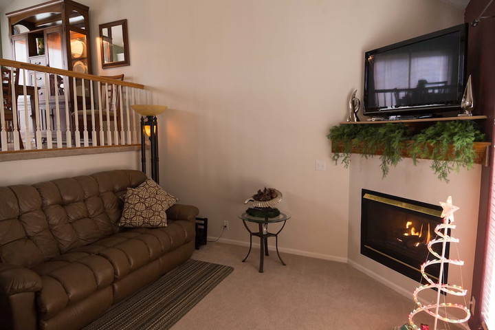 Outstanding Home, Spacious, Close To Everything - Nebraska
