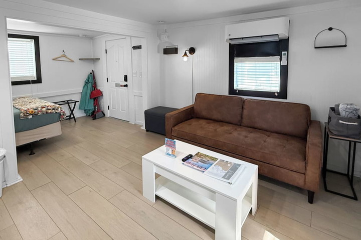 Wilmington Beach Bungalow~ Kure Beach, Fishing, Pool, Walk To Pier - Bald Head Island, NC