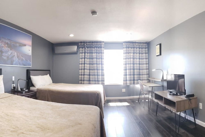 Private - Cloud Comfort Double Queen Bed Room - Connecticut