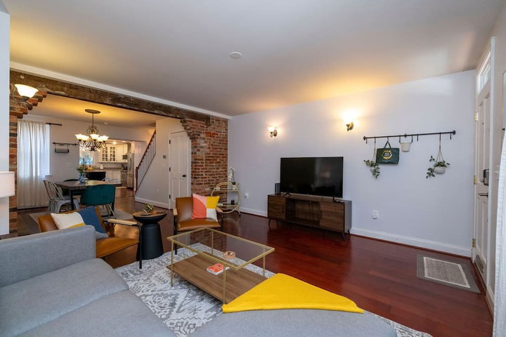 Charming 4 Bedroom Home Just Steps To The Water! - Glen Burnie, MD