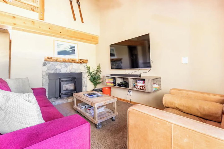 Western Slopes 18-close To Canyon Lodge-completely Remodeled & Garage Parking - Mammoth Mountain, CA