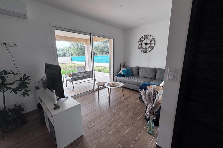 House With Large Garden For 4/6 People - Aléria