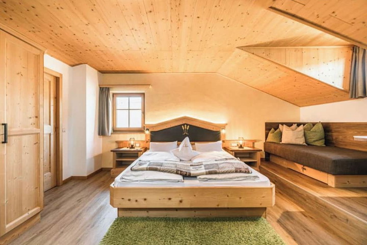 Cozy Rooms Stylish Living With Unique Charm - Val Gardena