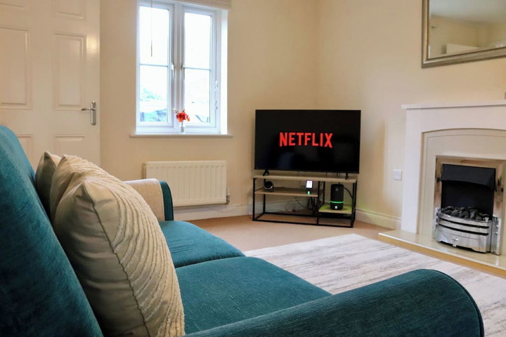 3 Bed Home - Exeter<br>(new Photos Coming Soon!) - Exeter