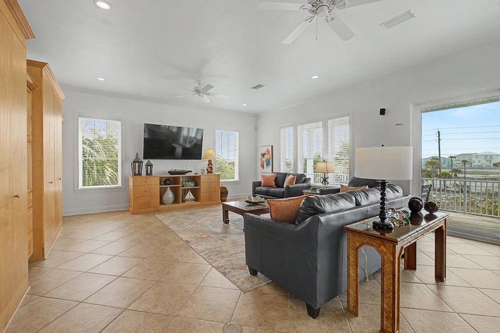Beautiful, Pet Friendly, Gulf View, Saltwater Pool Home Sleeping 15! - Pensacola Beach, FL