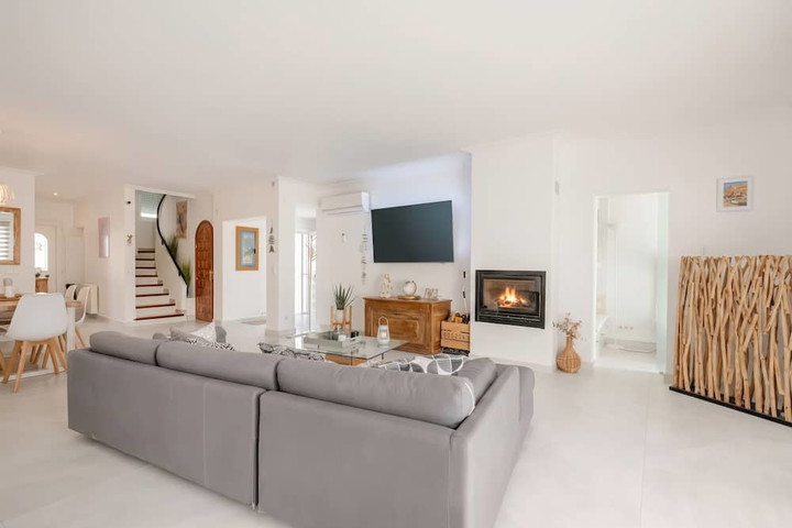 Homerez - Villa In Empuriabrava - Empuriabrava
