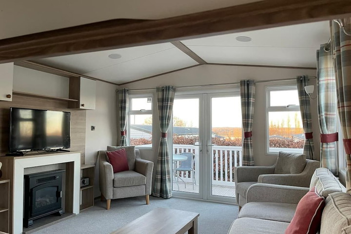 Arum Dog Friendly Caravan On Rockley Park, Poole - Poole