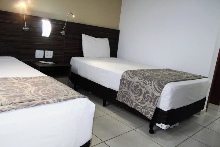 Enjoy Convenience At A Pet-friendly Room Near Praça Centenário Da Pavuna! - Nova Iguaçu