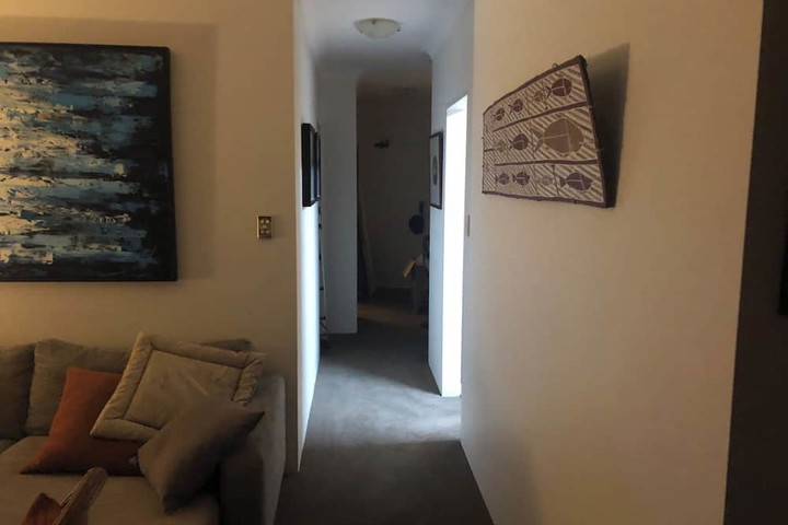 Ground Floor Apartment. Centrally Located Near Bus Stop And Ferries - Coogee