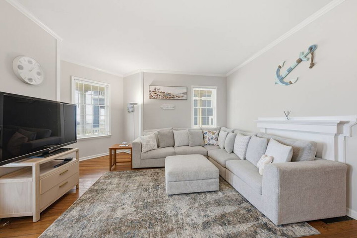 Oceanfront Escape | 3br/2ba W/ Views & Parking - Belmar, NJ