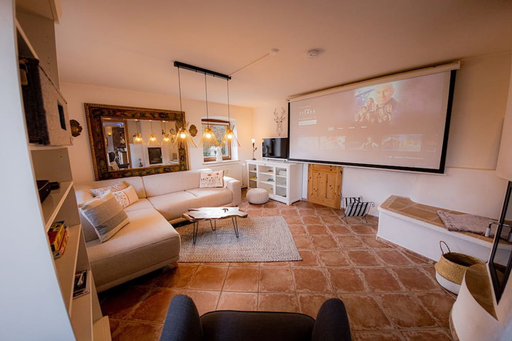 At The Foot Of The Alps  10 Minutes From Salzburg  Garden  Sauna  Home Theater - Bad Reichenhall