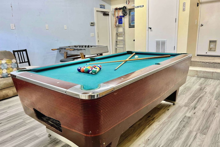 Reno Family House W/game Room & Spacious Backyard - Reno, NV