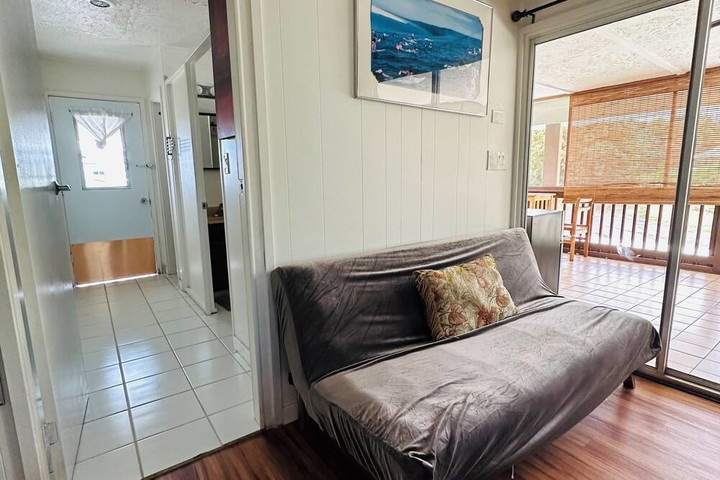 Unique Getaway, 3-bedroom Tropical Paradise In The Heart Of Hilo Town - Hilo, HI