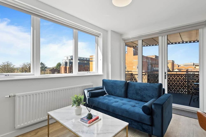 Thamesview | Heathrow | 2 Bed - Staines-upon-Thames