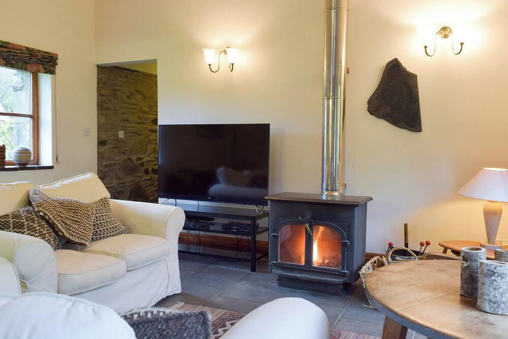 2 Bedroom Accommodation In Fachongle Ganol, Near Newport - ペンブルックシャー