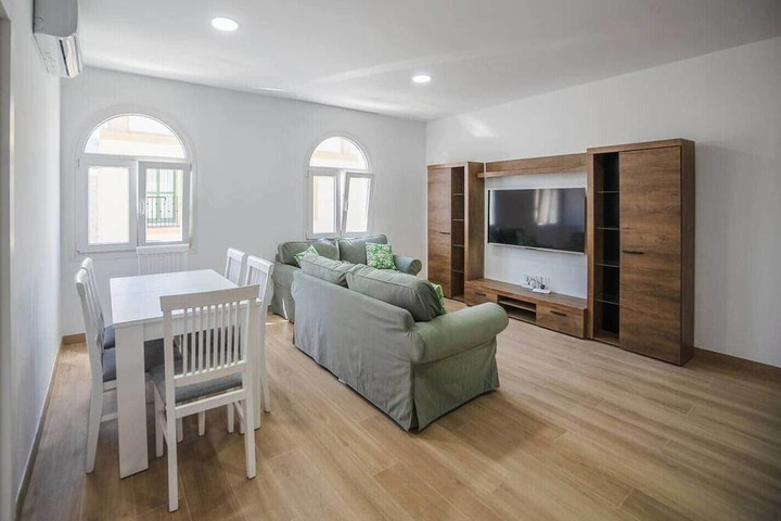 Apartamento Centro Ciudad Patio Cuarenta 2b - Algeciras