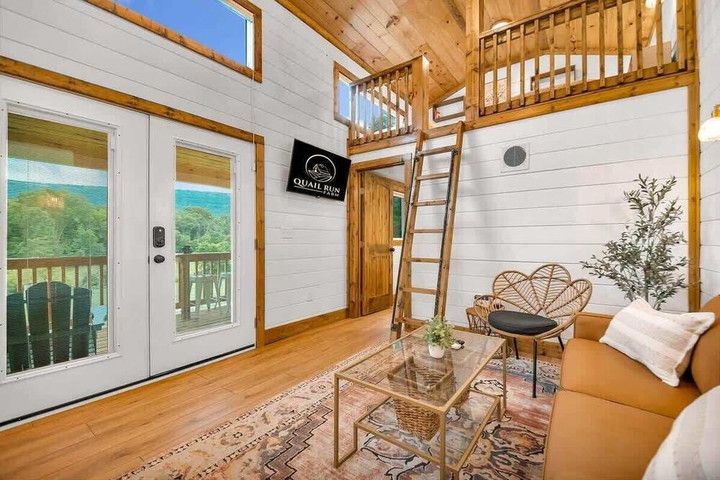 The Honeycomb Cabin - 